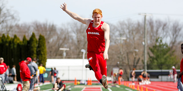WM: Oostman ’25 Jumping In | Wabash College
