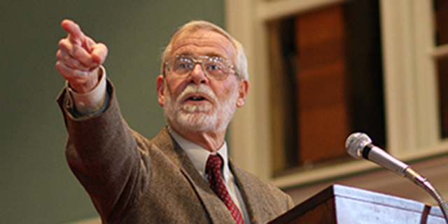 Wabash Mourns Emeritus Professor David Phillips | Wabash College