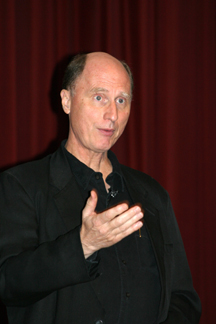 Pulitzer Prize Winner Delights Wabash Audience | Wabash College